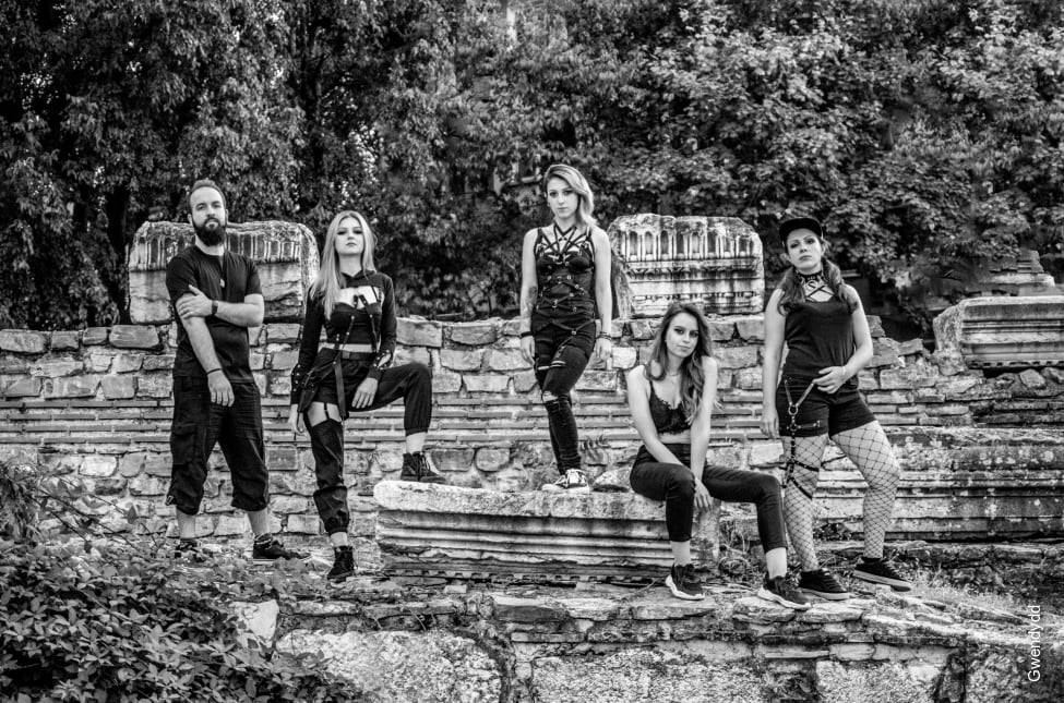 This is GWENDYDD | dark-divas - Dark Divas