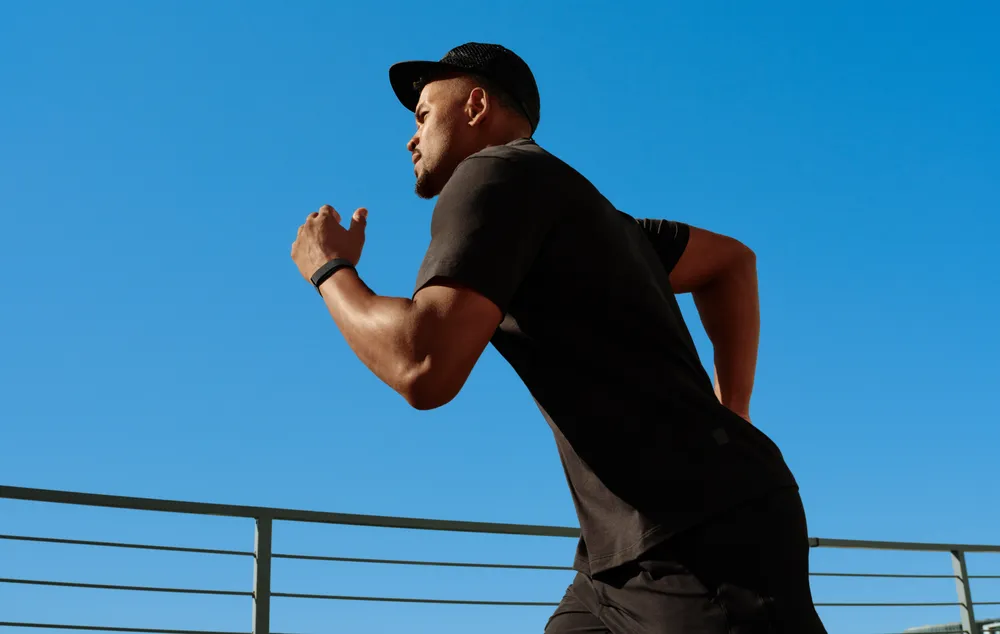 Fitbit Air Is Here: Google's Screenless $99 Band That Skips the WHOOP ...