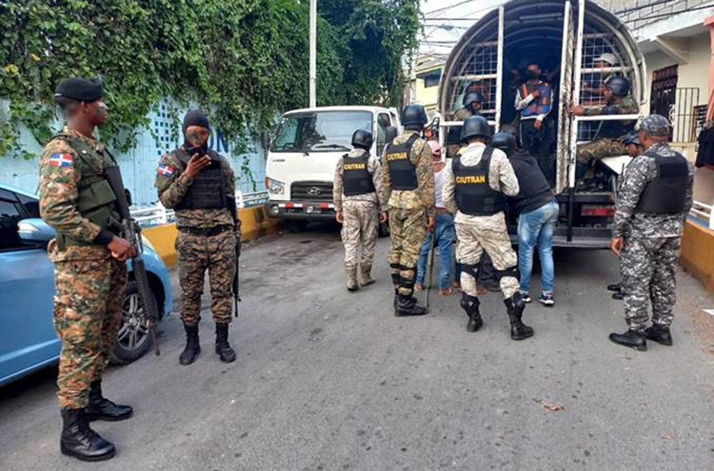 CARICOM IMPACS - Hundreds Of Firearms And 12.6 Tonnes Of Drugs Seized ...