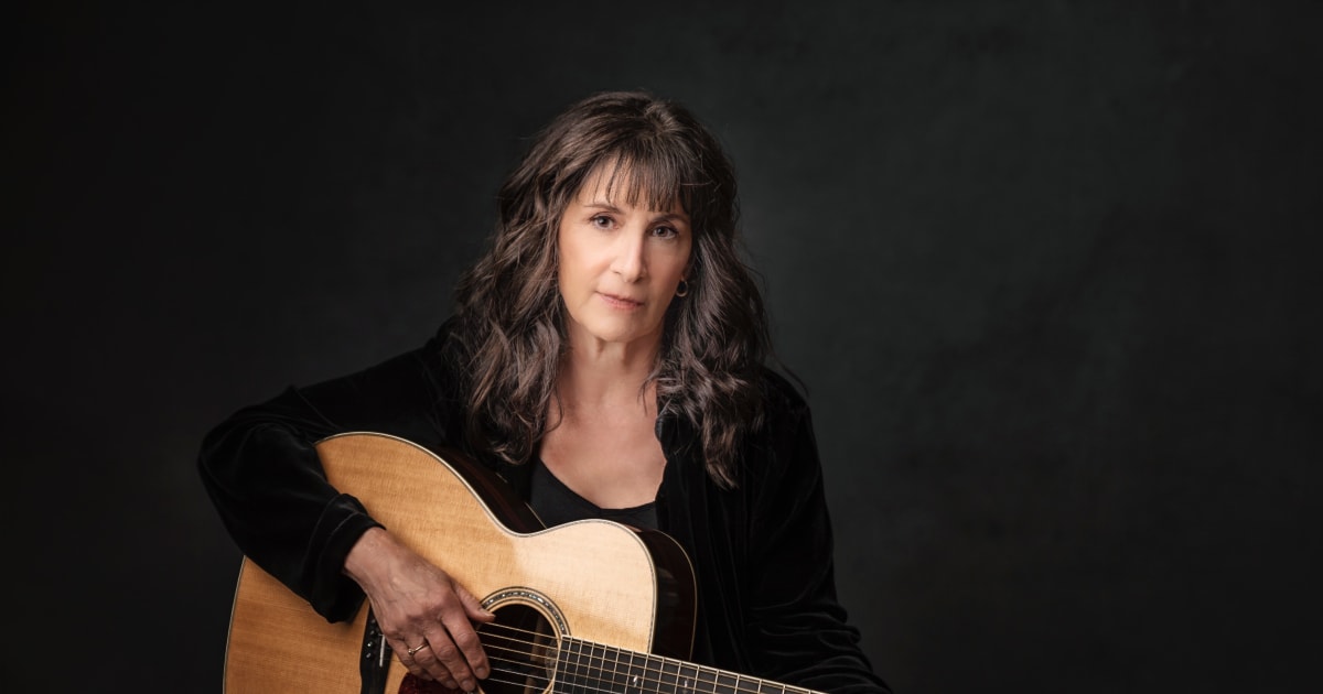 Karla Bonoff - Des Moines Performing Arts