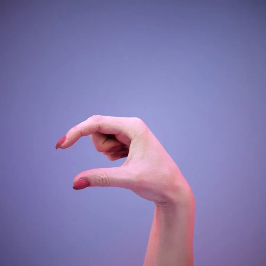 36 Highly Detailed 3D Scanned Women's - FlippedNormals