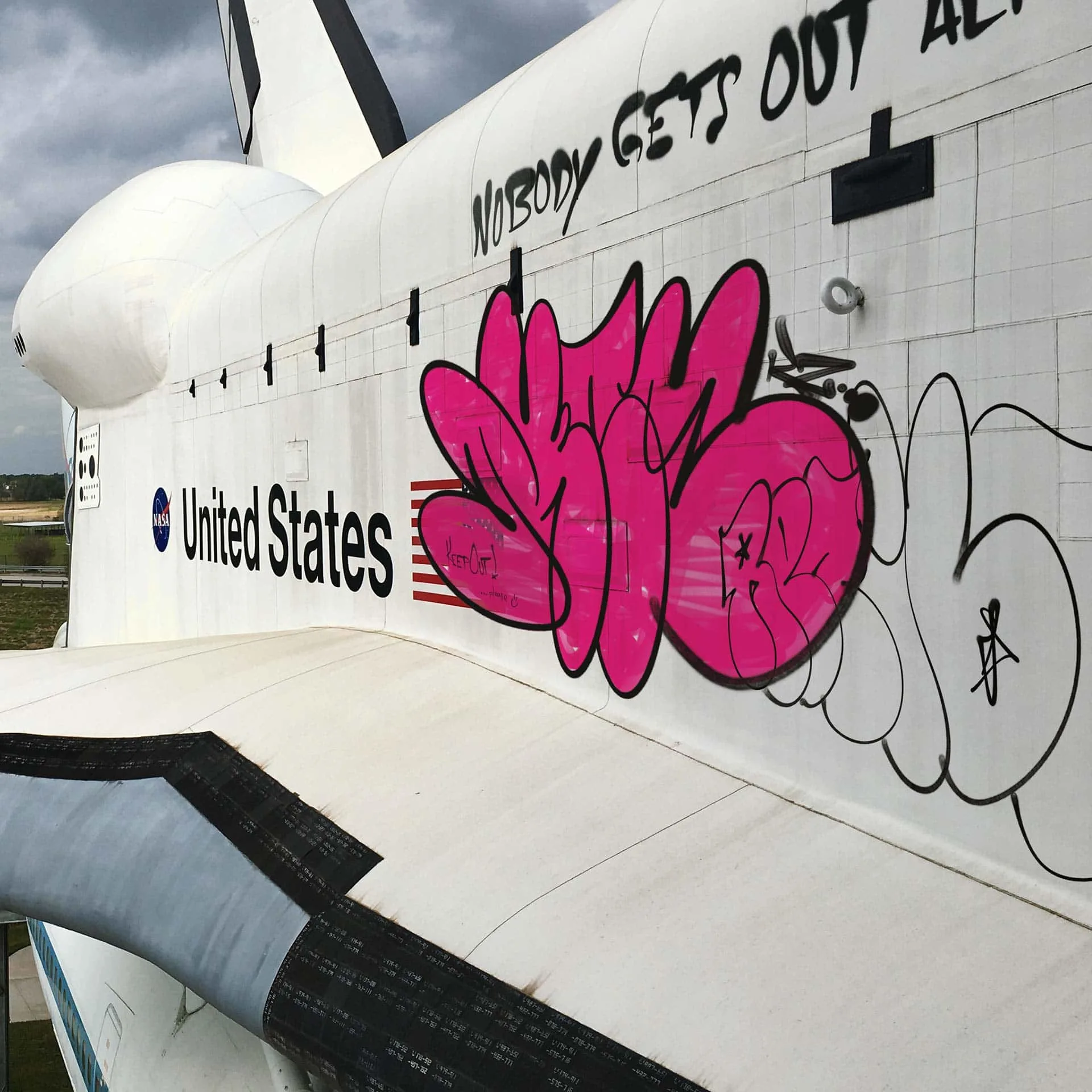 URBAN GRAFFITI - Authentic Tags - FlippedNormals