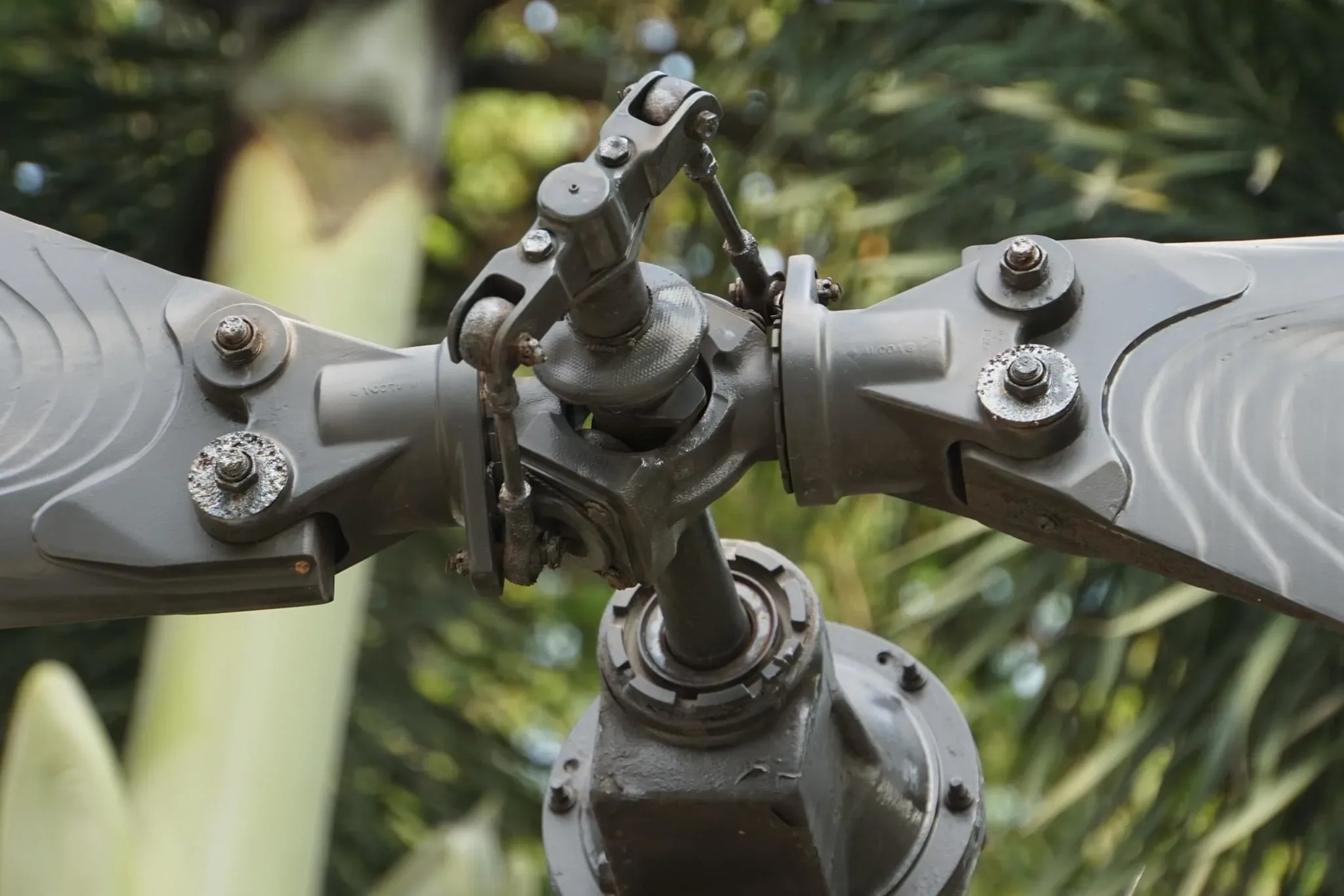 75 photos of UH-1 Huey Helicopter - FlippedNormals