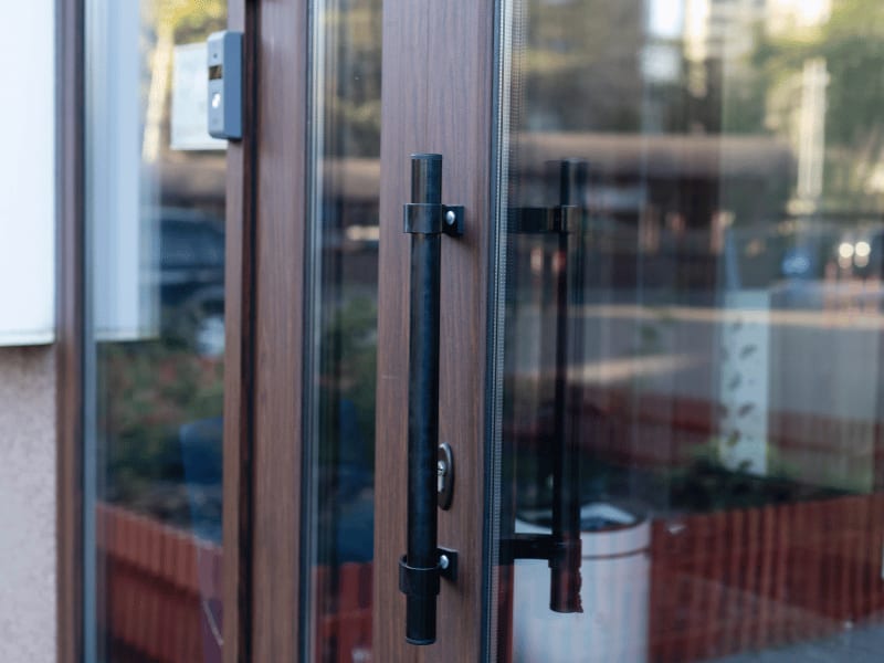 Common Glass Repair: Dust Buildup - Bravo Glazing - Sydney Glass Repair ...
