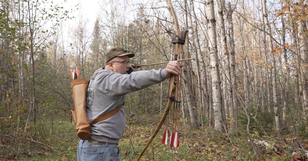 DISCOVERING | Building a Traditional Longbow | 7 Point Doe | Discover ...