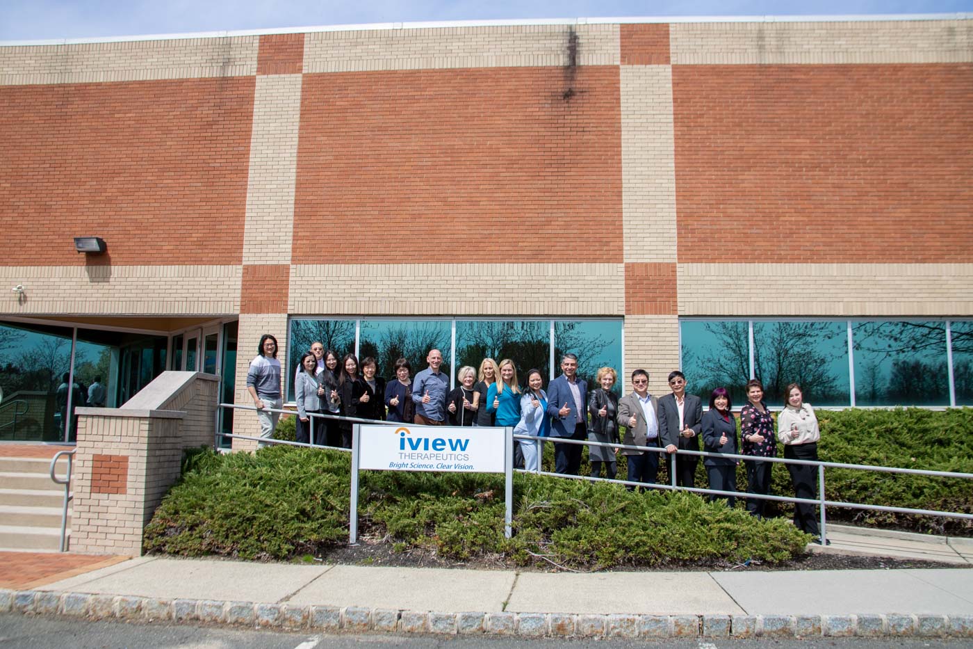 iView Therapeutics |Becoming a Leader in Ophthalmic Therapeutics|