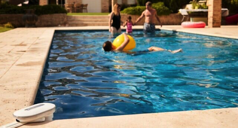 イスラエルのCoral Smart Pool、AIを搭載したバーチャルライフガード「Mylo」でプールの溺死を防ぐ