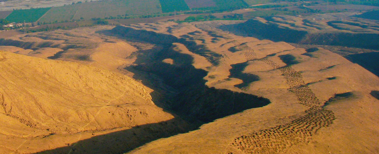 Enigmas of Monte Sierpe and Nazca