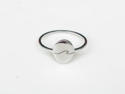 Oval Signet Ring - Tora Grace