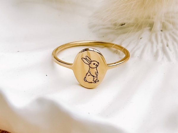 Rebeccas Rabbit - Oval Signet Ring - Tora Grace