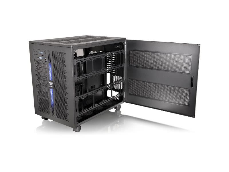 Thermaltake Core W200 Super Tower Windowed Desktop PC Case | PC Cases ...