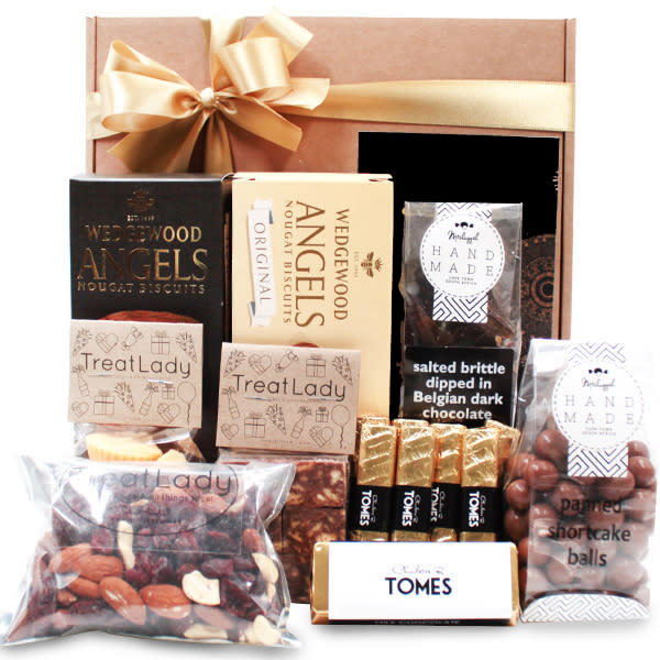 Classy Halaal Treats Hamper - Gifts and Hampers - Online gift shop