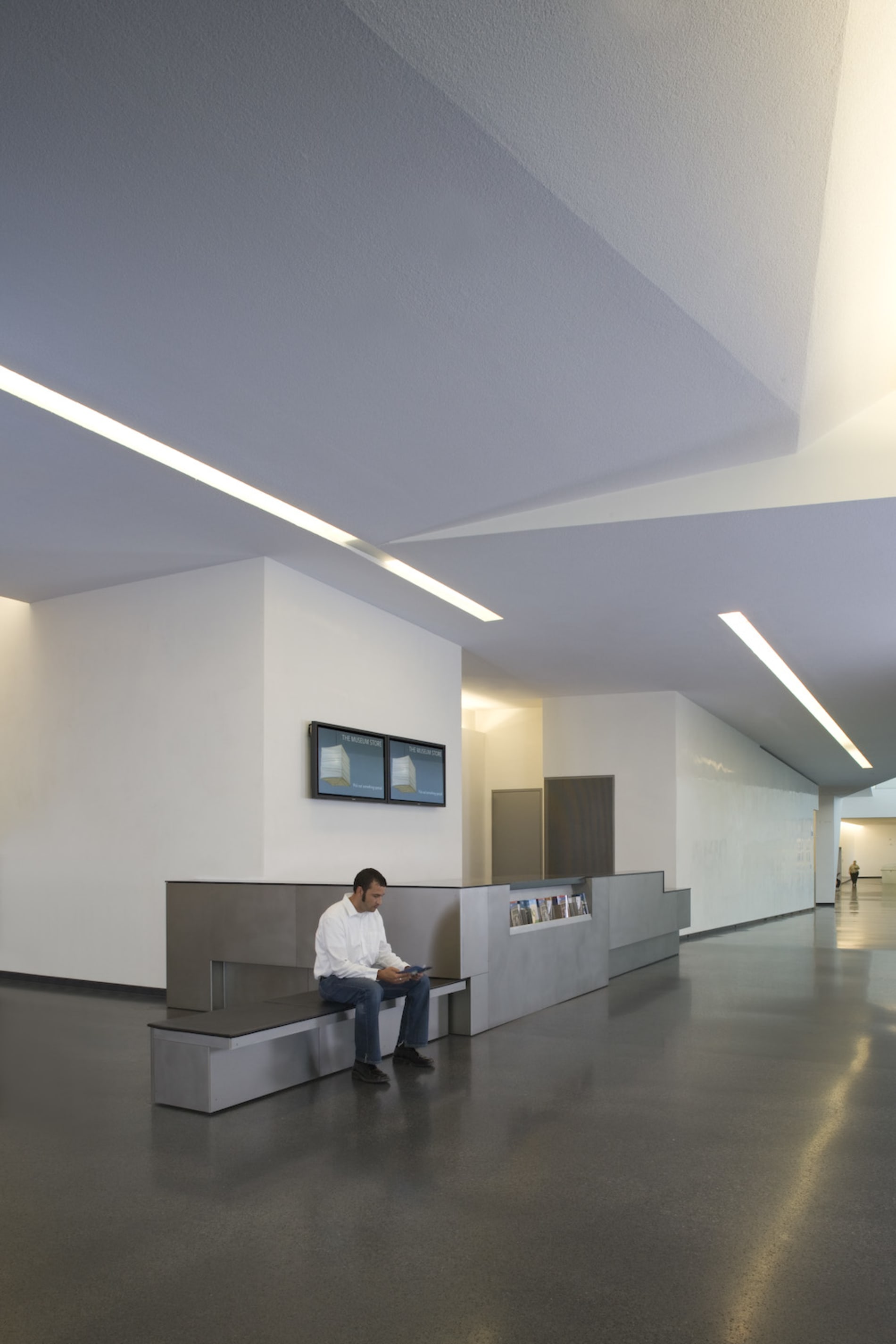 Bloch Addition Building Visitor Desk | El Dorado: integrated ...