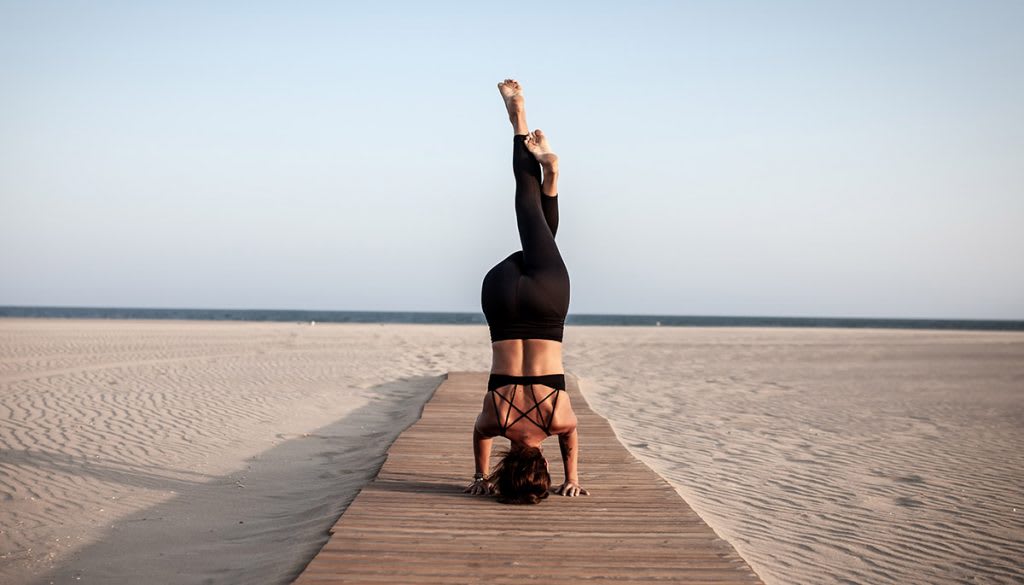 Sivananda Yoga: cos'è, asana e benefici dello yoga della sintesi