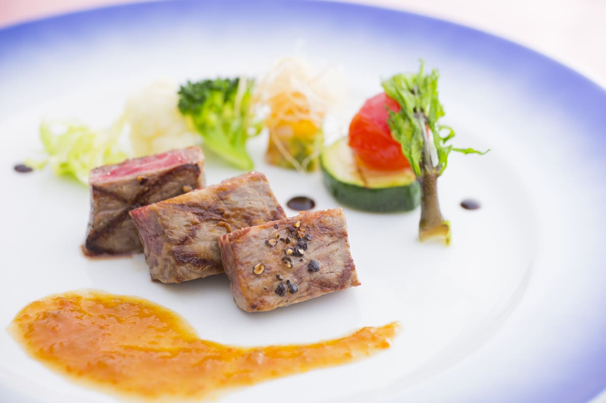 Chateau Bunga Restaurant Reservations | Saga | LASTMINUTE