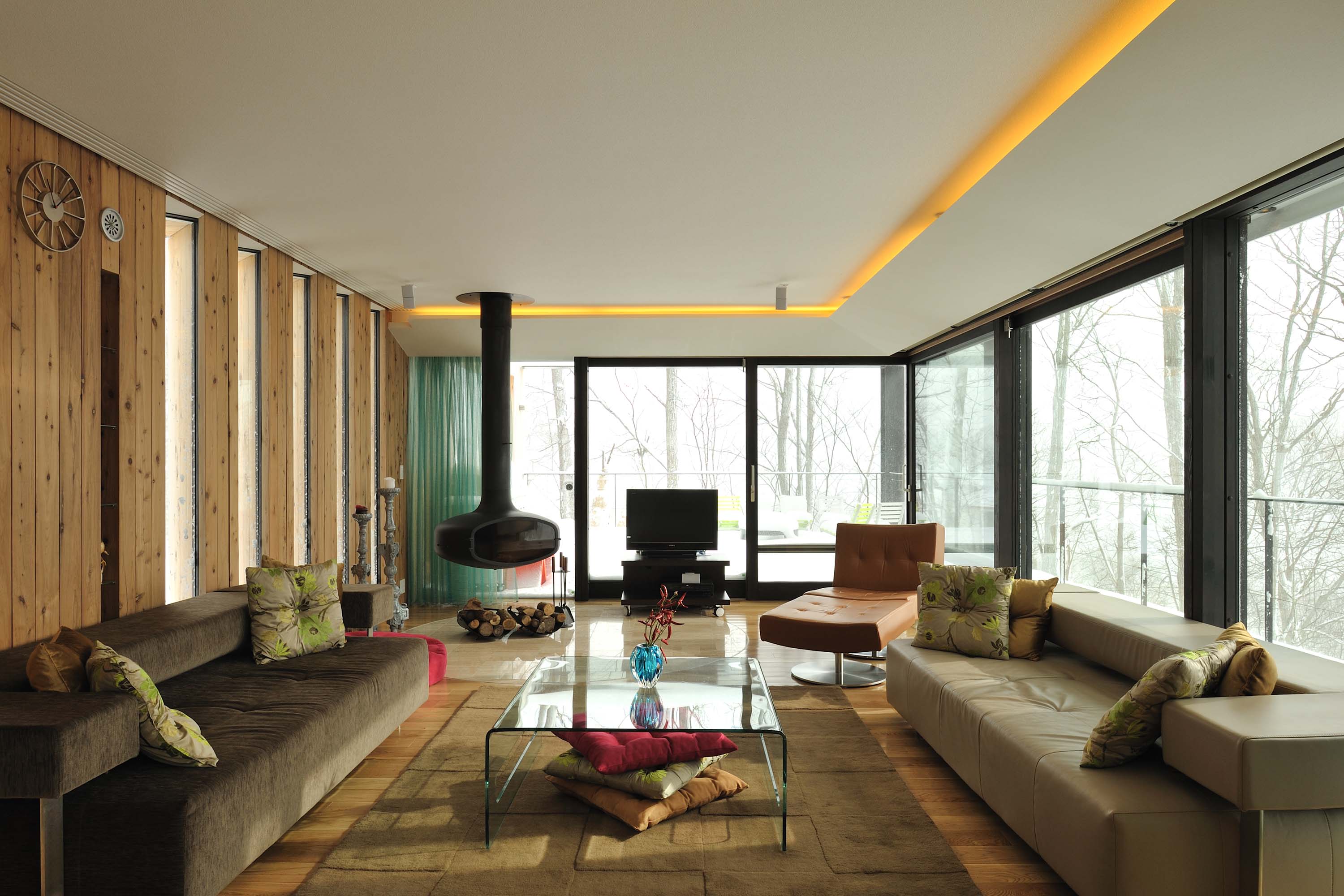 Glass House | H2 Group