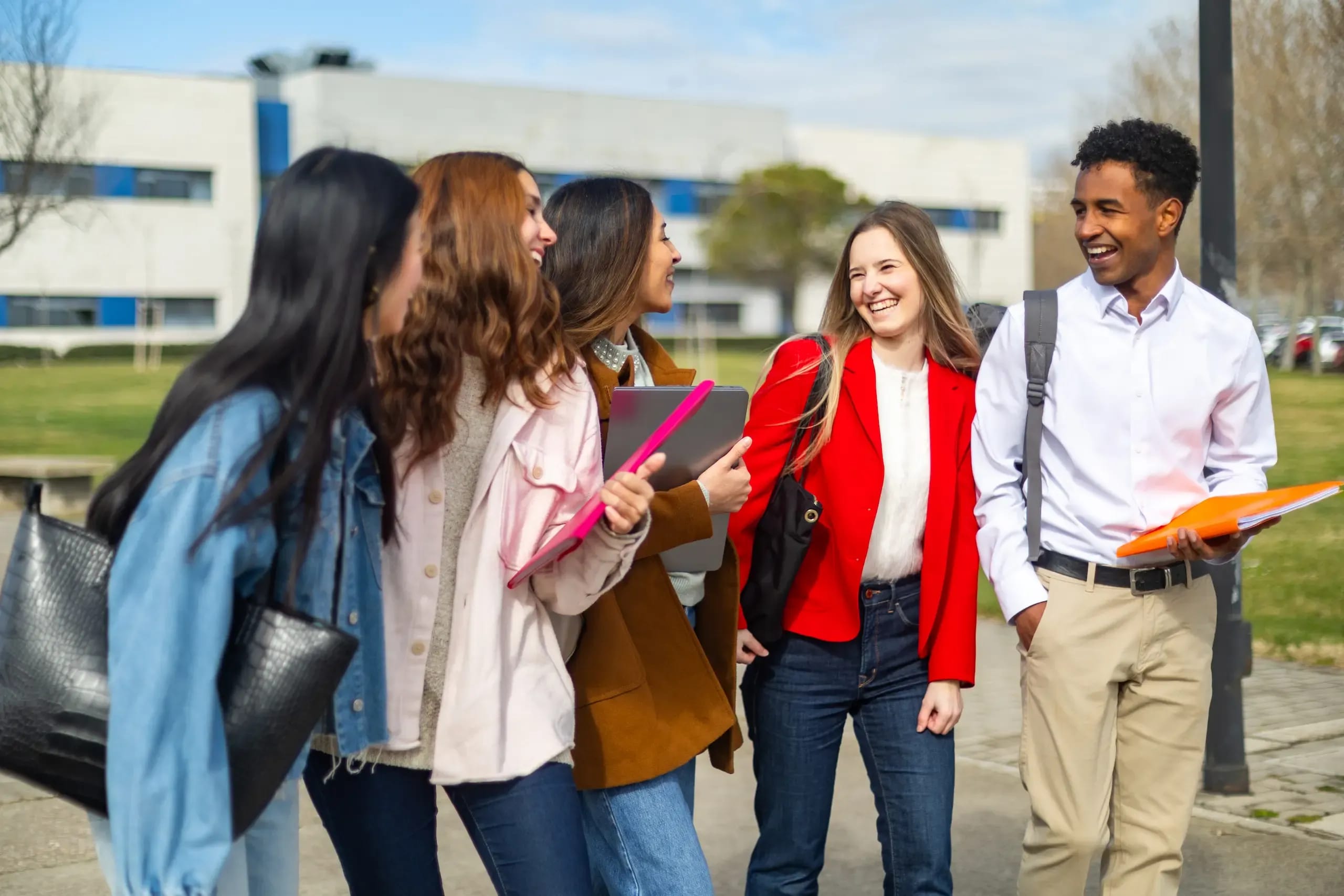 Apprenticeships vs University in 2026: Which Is the Best Choice for ...