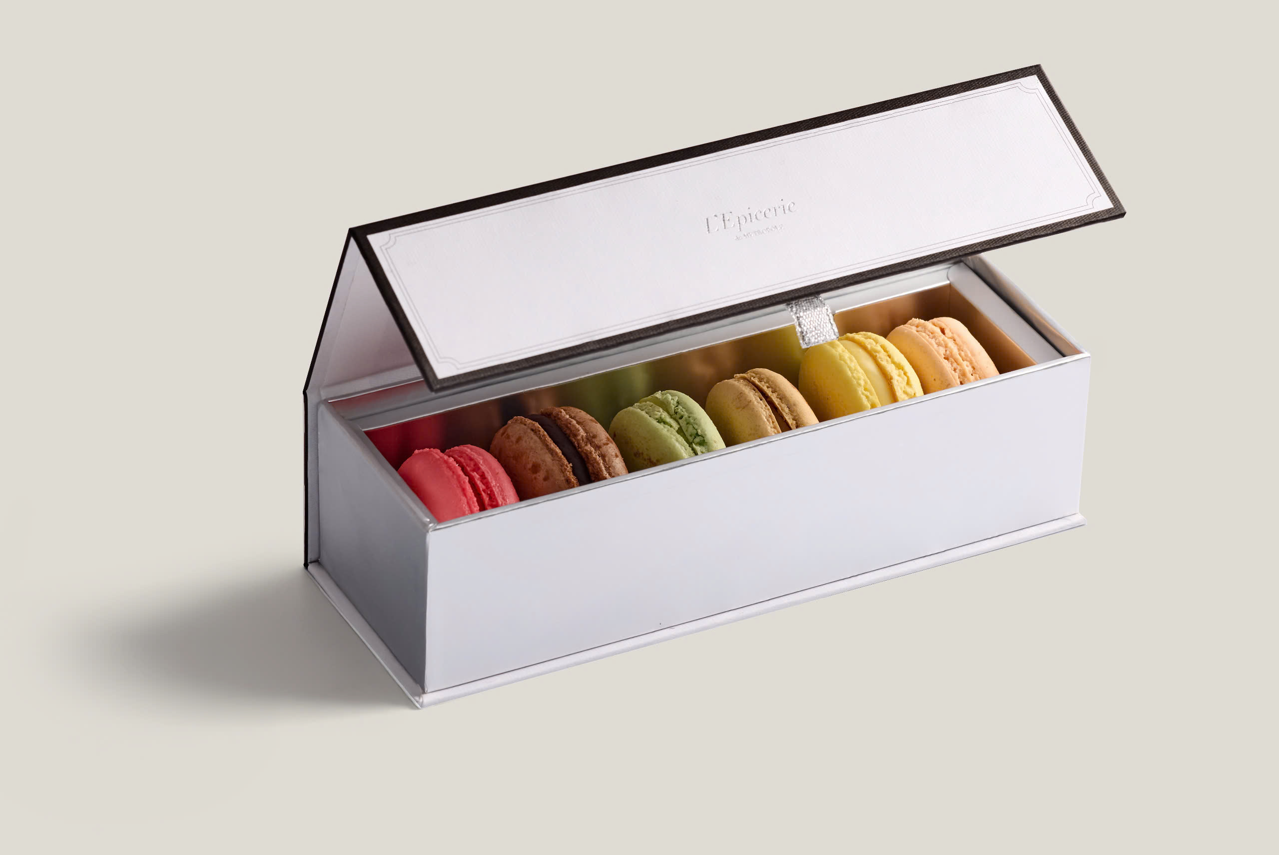 6-PIECE MACARON BOX