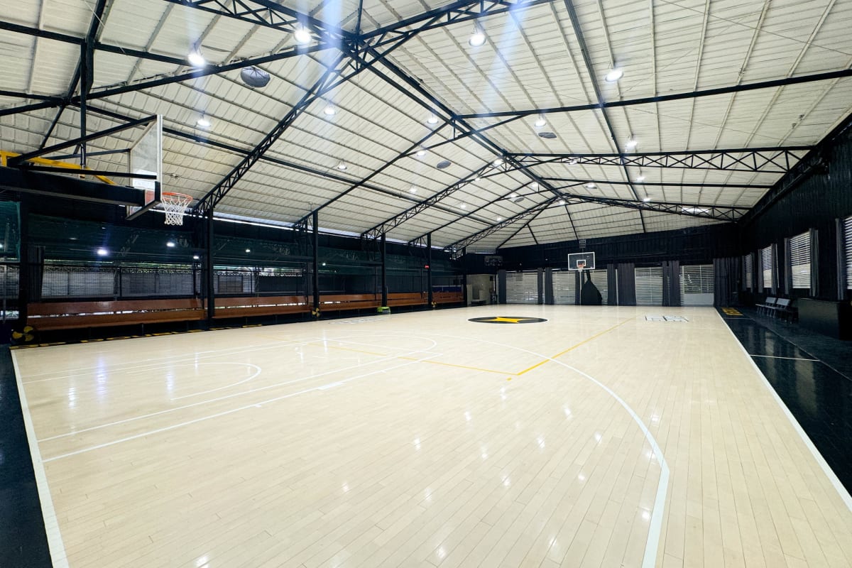 Join basketball game at Double Play, PASIG City!