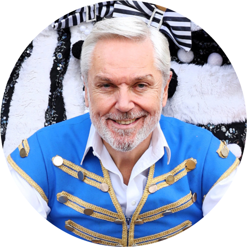 Cinderella Tickets | Woking Panto at New Victoria Theatre | ATG Tickets