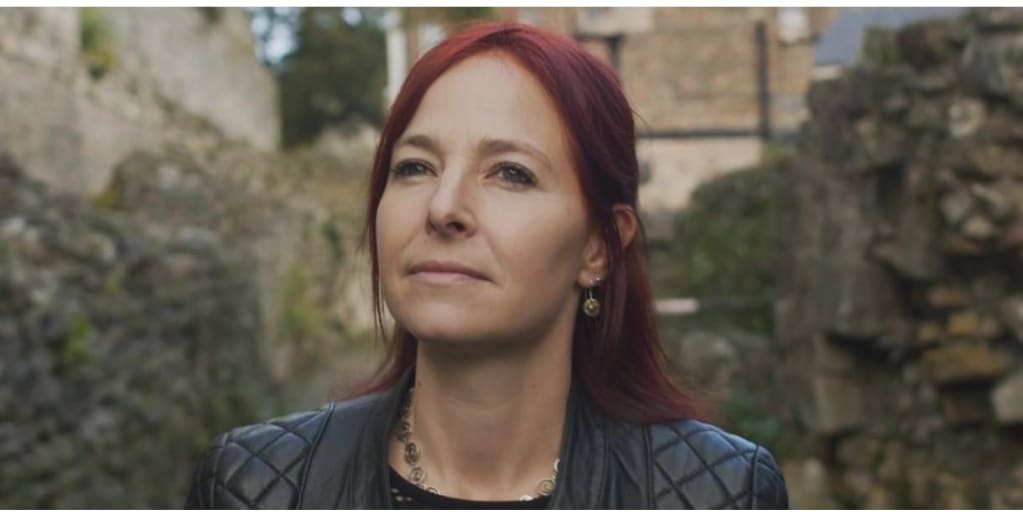 An Evening with Alice Roberts: Digging into Britain's Past Tickets ...