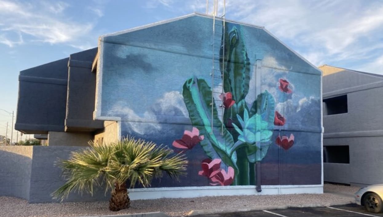 Clyde | Phoenix, AZ - Muros