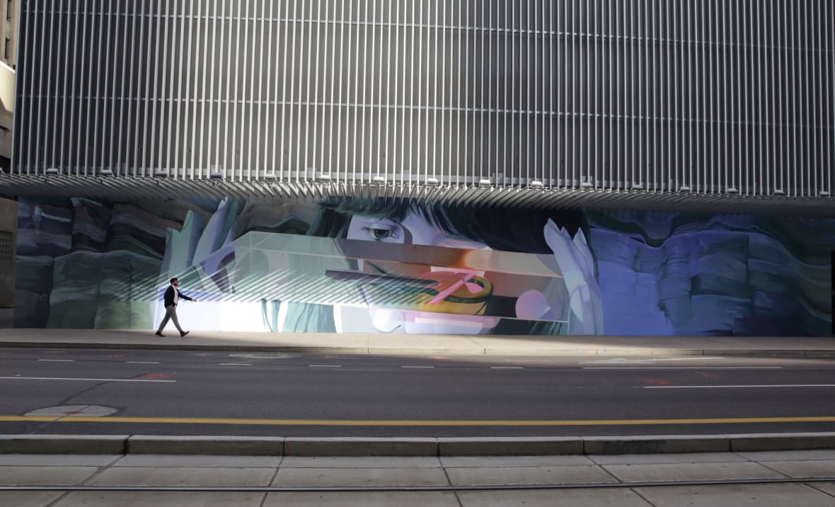 Clyde | Phoenix, AZ - Muros