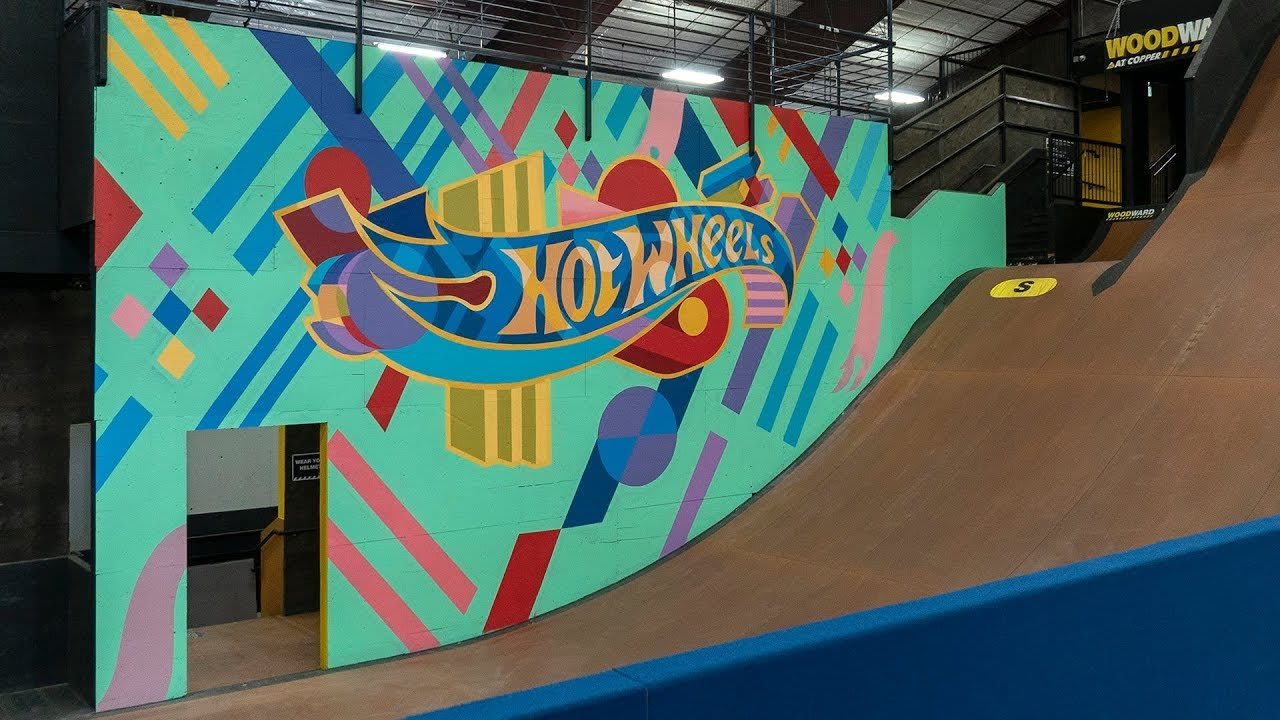 Teddy Kelly | Los Angeles, CA - Muros