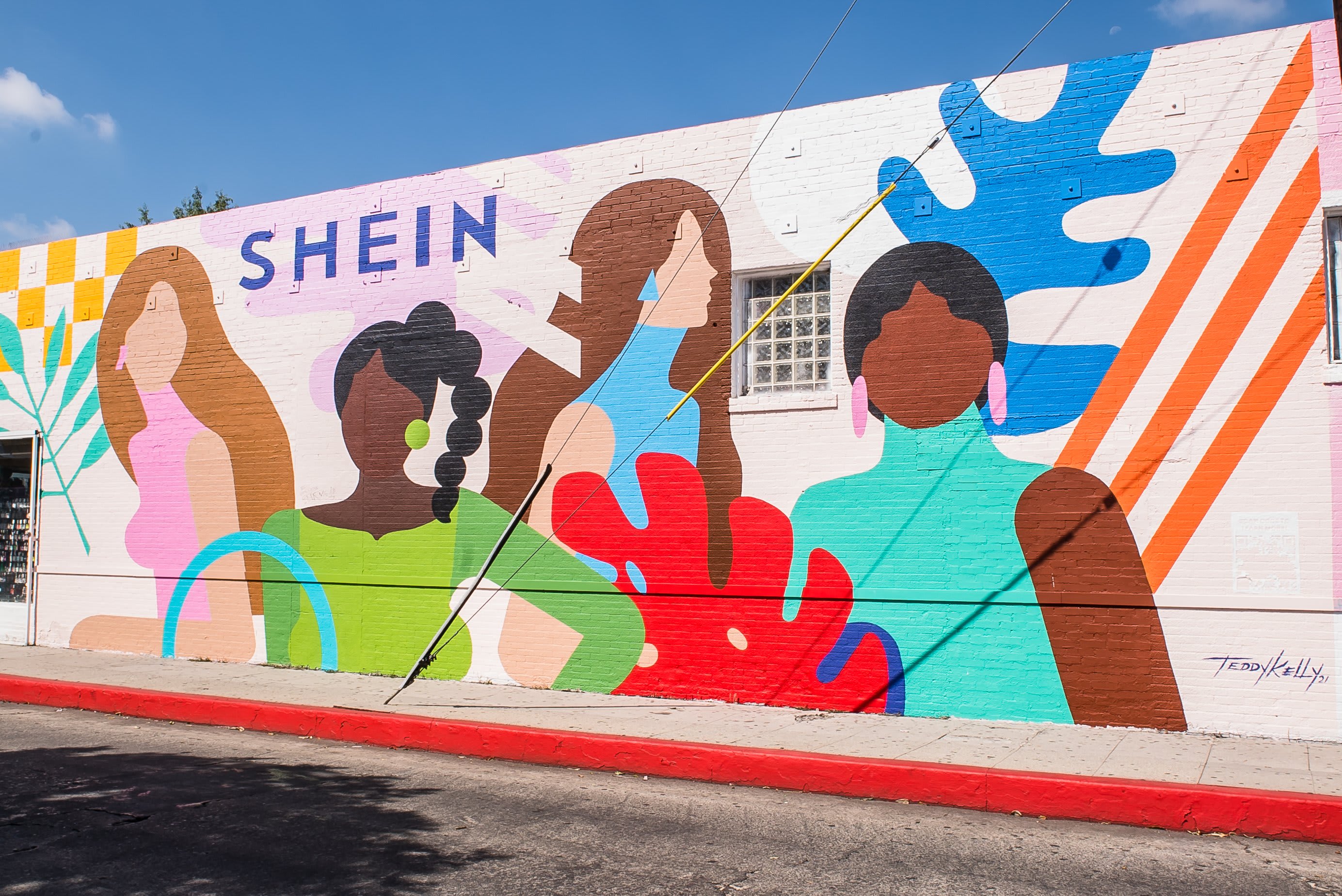 Teddy Kelly | Los Angeles, CA - Muros