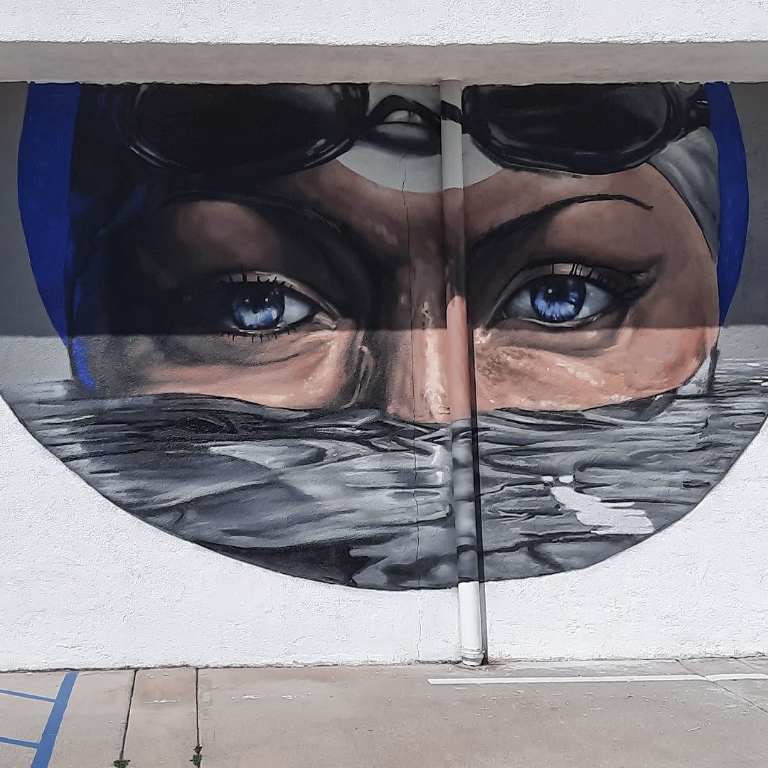 Kyn Hoste | Los Angeles, CA - Muros