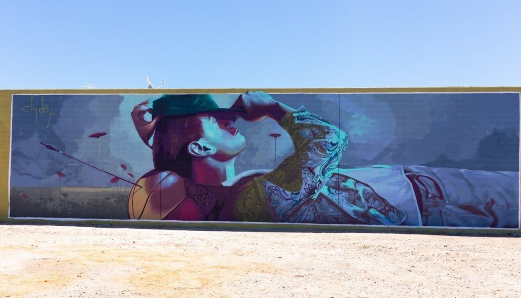 Clyde | Phoenix, AZ - Muros