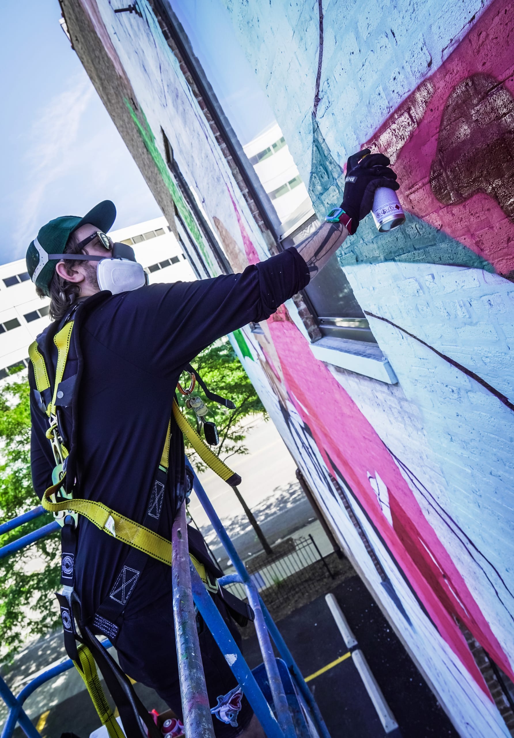 Muros | Murals For Medical Relief | CERA Speedracer Mural