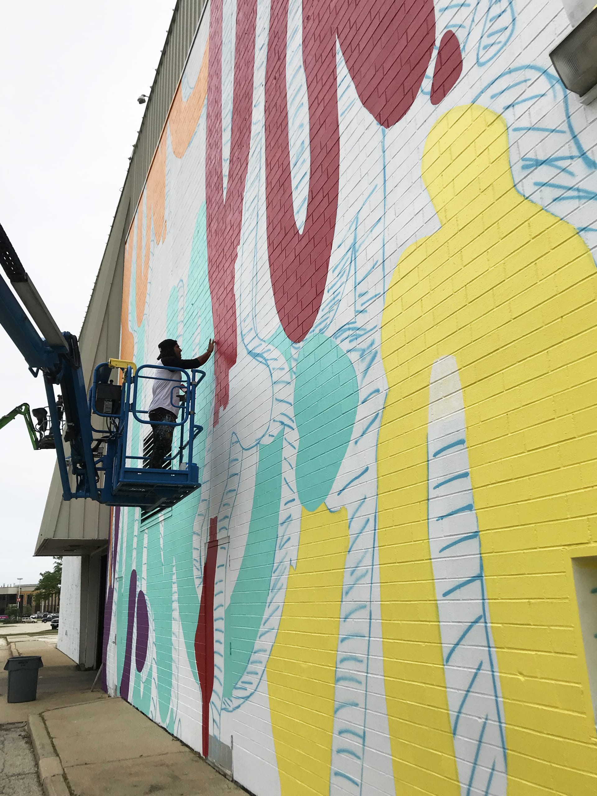 Muros | Centennial Properties | Hawthorn Mall | Ruben Rojas Mural