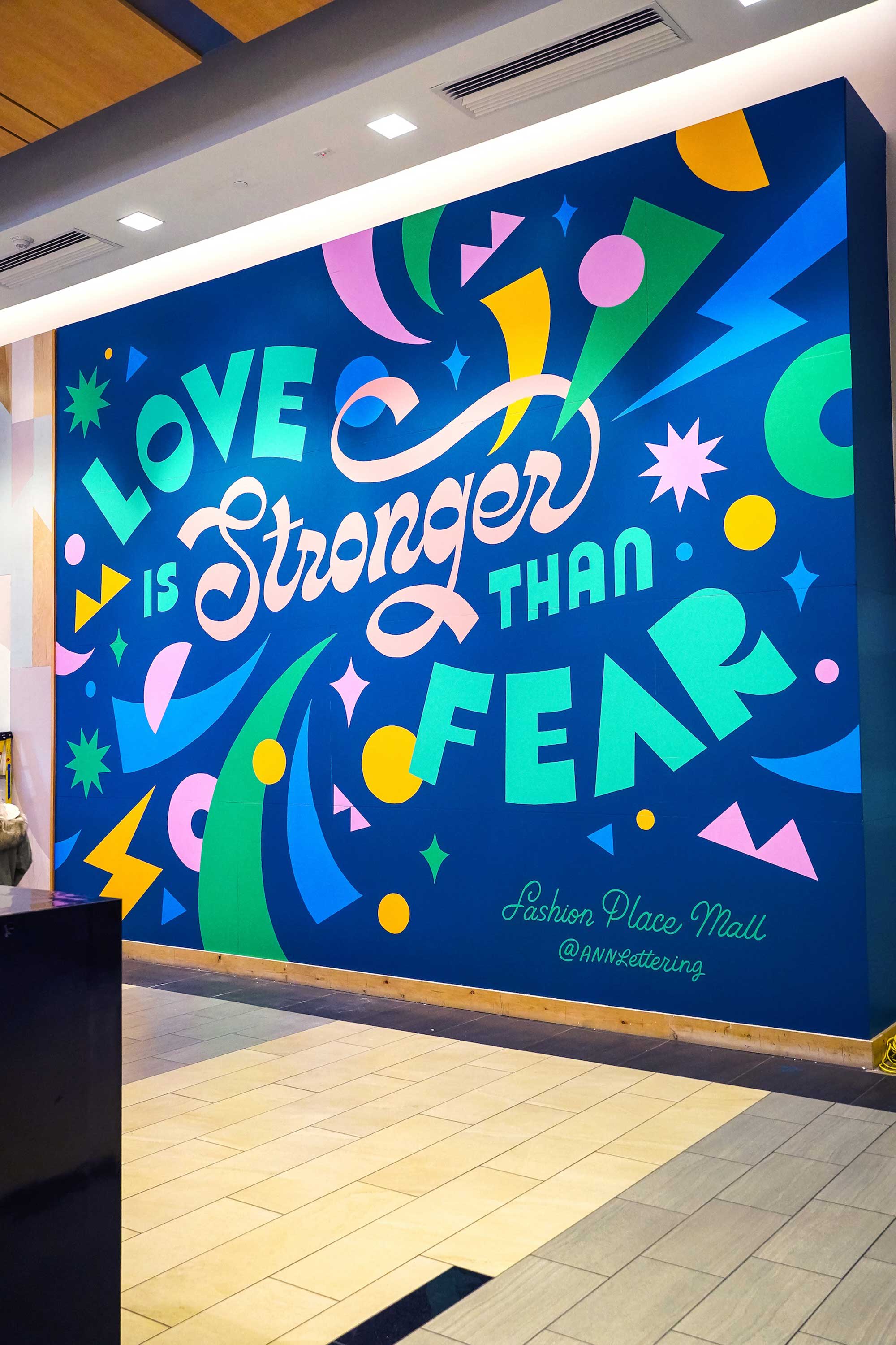 Muros | Fifield Companies Rooftop Mural