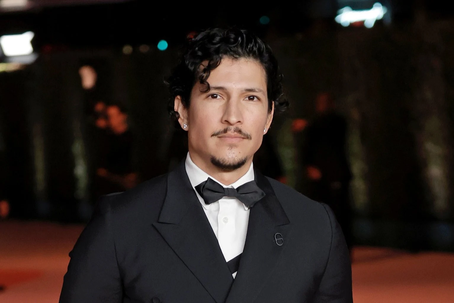 Danny Ramirez and Joaquin Phoenix to Play Lovers