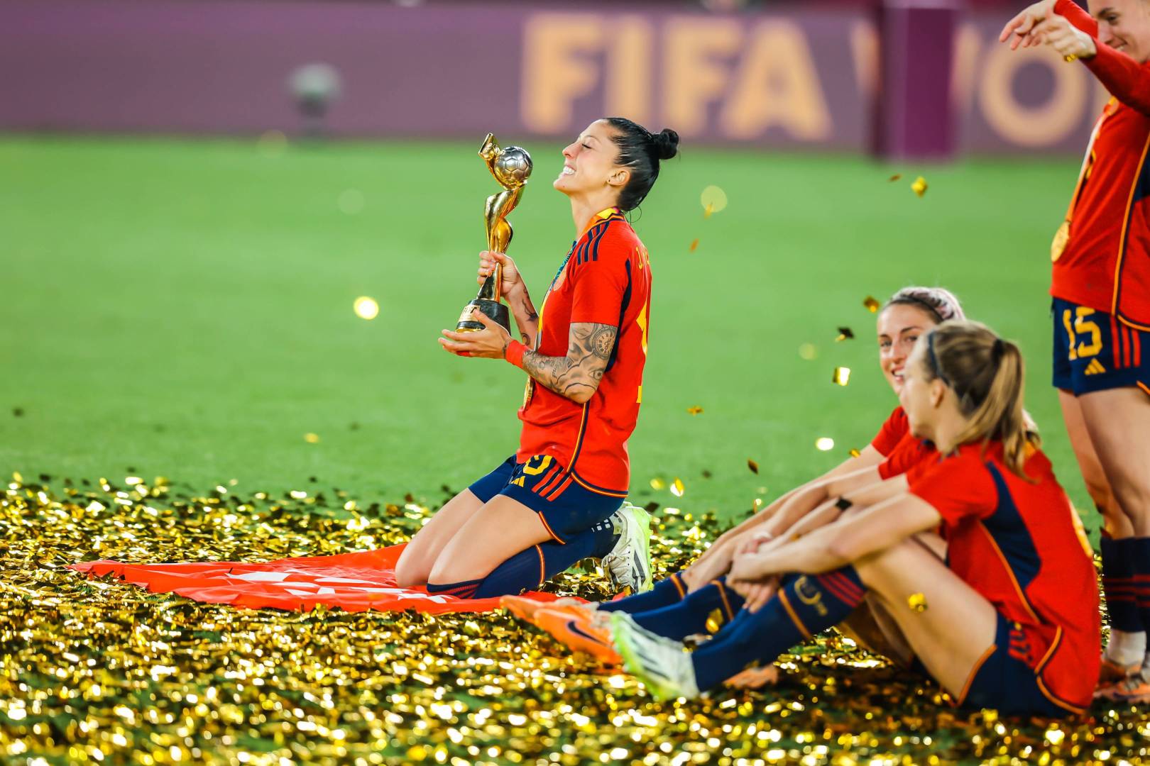 The Commercialisation of Women’s Football | SPORTFIVE - sportsmarketing ...