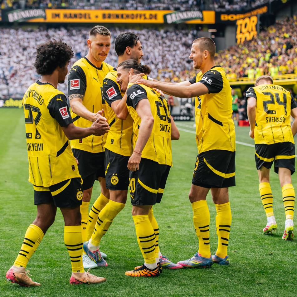 Vodafone becomes the new main sponsor of Borussia Dortmund. | SPORTFIVE ...