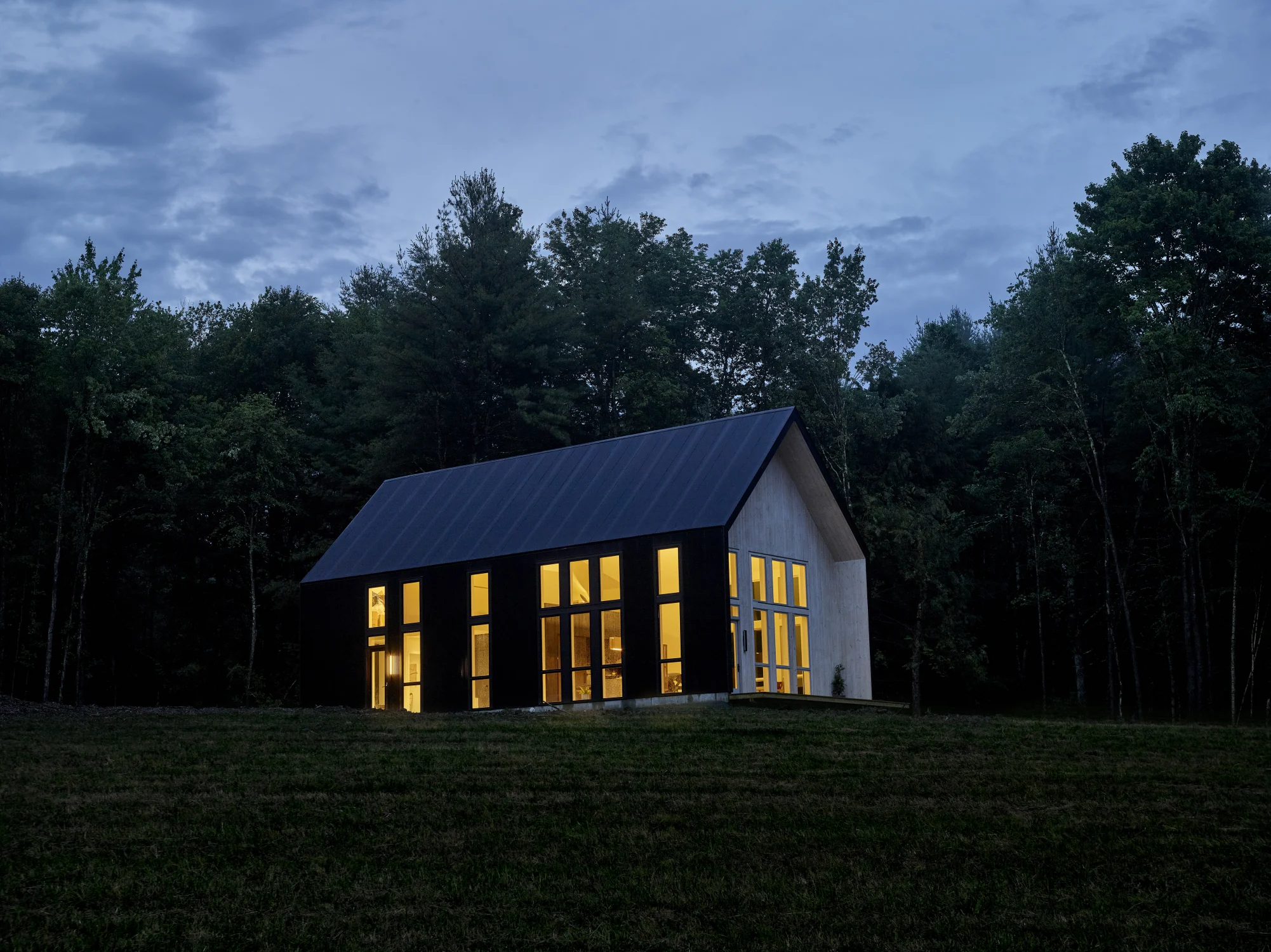 nevelhaus, exterior, house, black