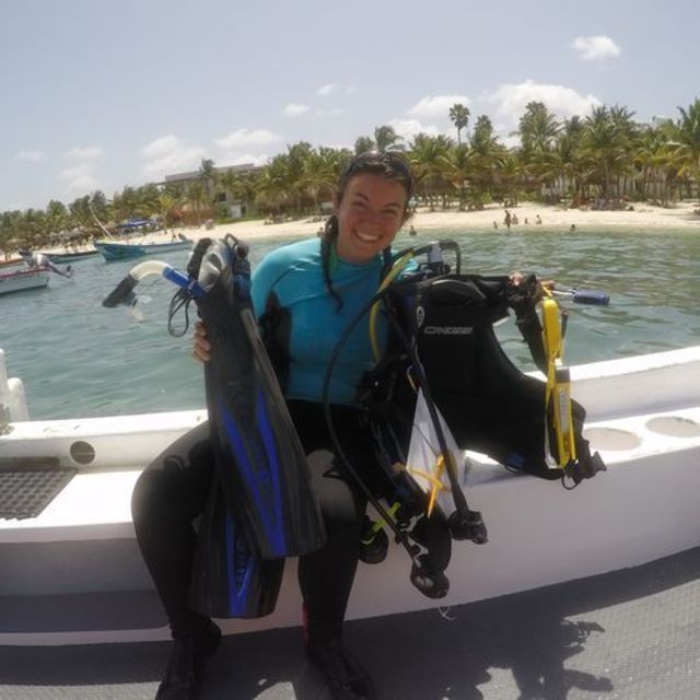 Headshot of Catherine Alves