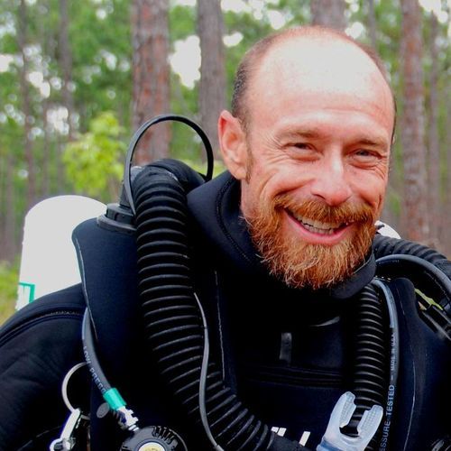 Image of Kenneth Broad