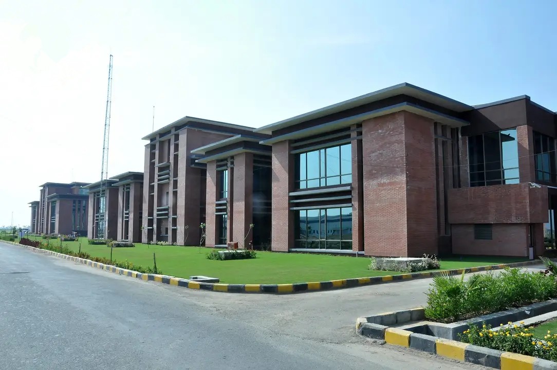 CEAT Tyres, R & D Centre Halol | green-building Project | AMAS Architects