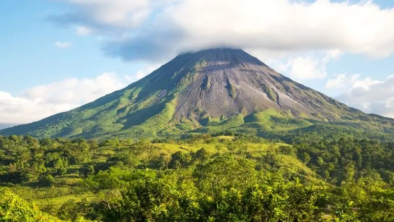 Volcanoes in Costa Rica: 9 Epic Costa Rica Volcanoes to Explore