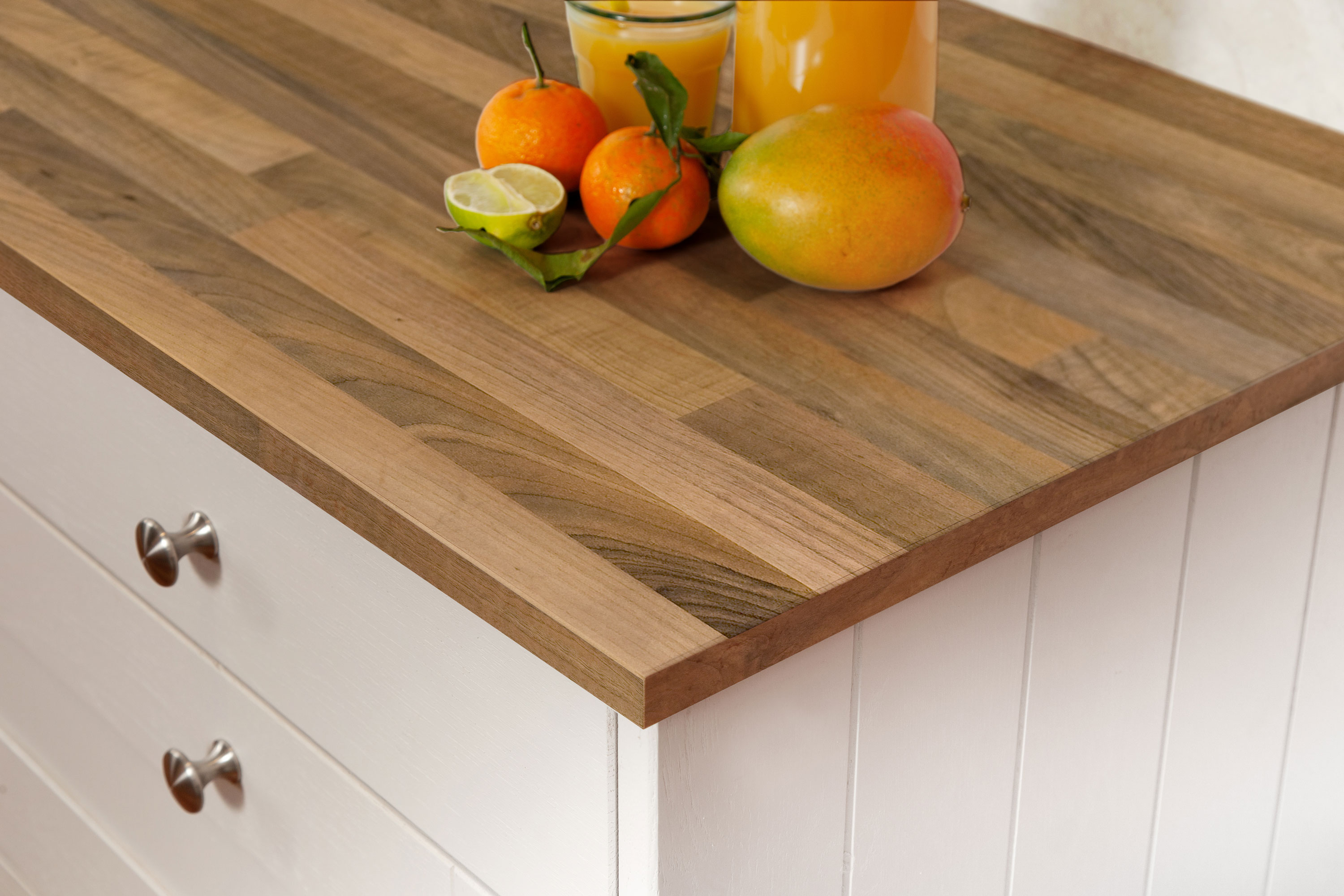 California Walnut | Luxury Laminate Worktop | Worktop Express