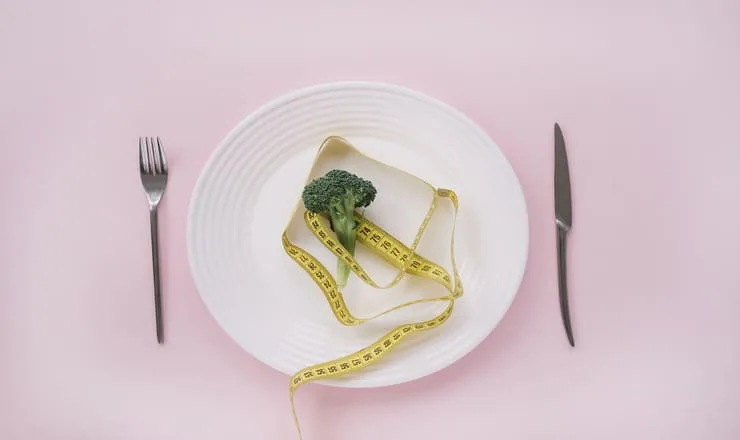 Bagaimana Cara Menentukan Target Diet yang Realistis?
