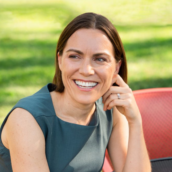 Maureen Day's Instagram, Twitter & Facebook on IDCrawl