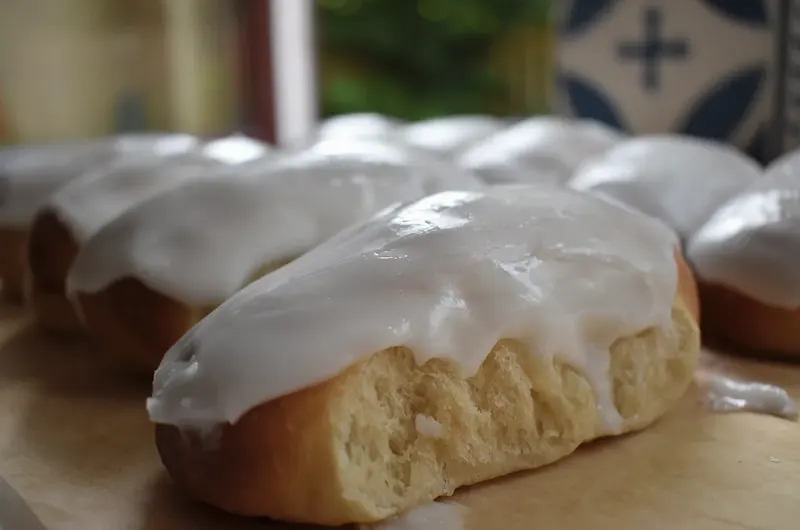 Iced Buns Recipe - Scones + More