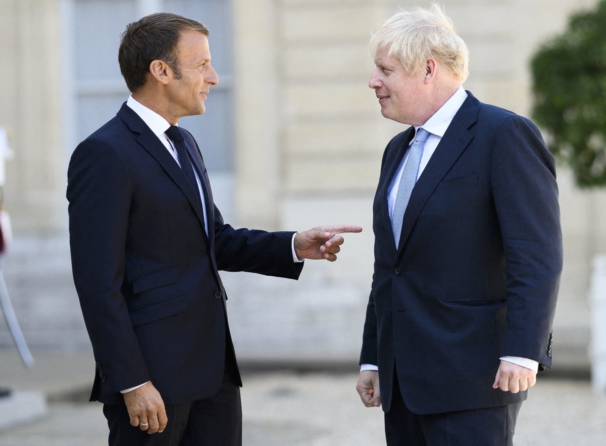 Boris Johnson to meet Emmanuel Macron as pair mark French Resistance ...