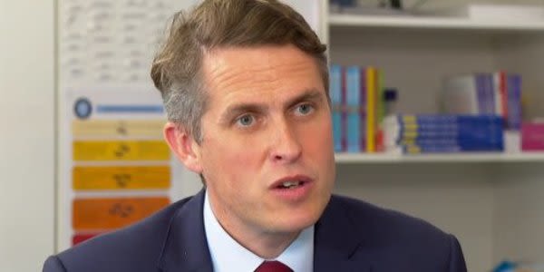 Labour: Williamson Must Be 'Held Responsible' After Ofqual Chief Quits