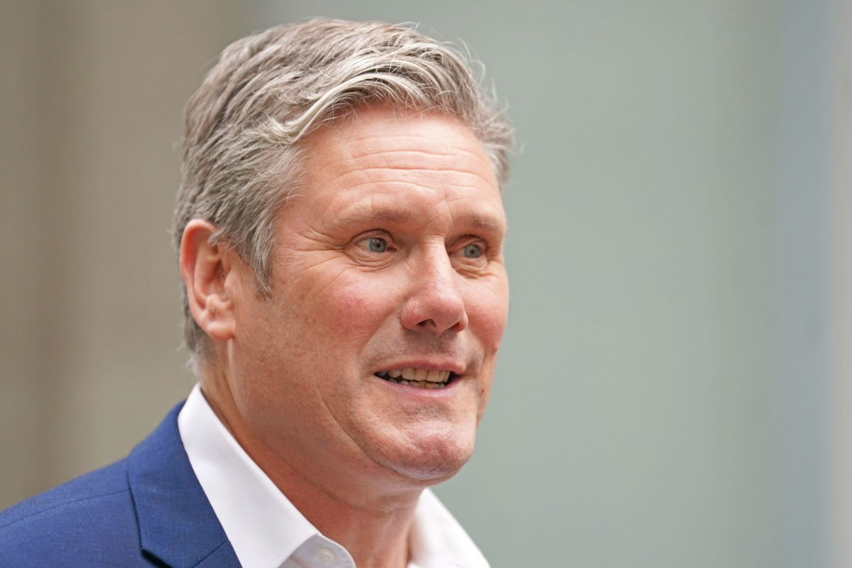Starmer Pledges to Resign if Fined Over Lockdown Beer and Curry Event