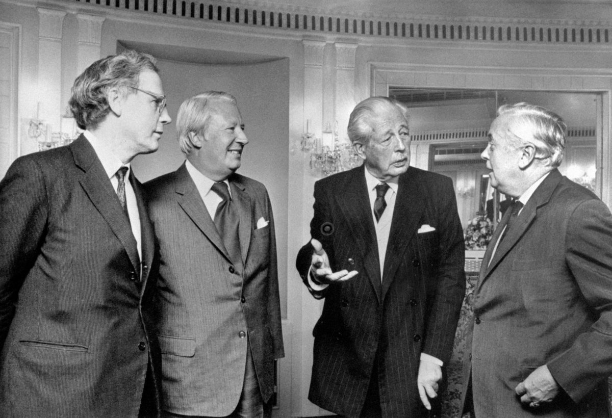 Lord Lexden reviews 'History in the House: Some Remarkable Dons and The ...